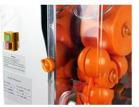 China Healthy and Fresh Commercial Orange Juicer Machine 120W With Metal Gears for sale