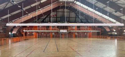 China Automatic Electric Control System Divider Curtain High Strength Fabric Customizable Color For Indoor Sports for sale