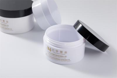 China Hot Runner Injection Molded Cream Bottle Transparent PET Plastic for sale