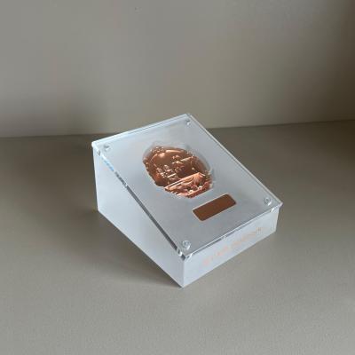China High Transparency Acrylic Commemorative Coin Display Stand, Gold Coin & Badge Storage Box, Magnetic Coin Storage Ornament for sale