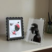 China Colorful Wavy Acrylic Photo Frame Stand, Transparent Magnetic Decorative Frame for Displaying Polaroid Photos and Postcards for sale