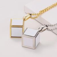 China 3D Cube Photo Frame Necklace Custom Blank Sublimation Dice Cube Memory Photo Pendant Necklace for sale