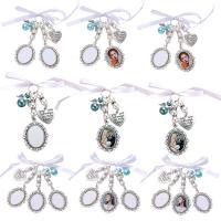 China Sublimation Blank Customizable Silver Memorial Wedding Bouquet Photo Charm With Pearl for sale
