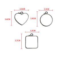 China Sublimation Blank Metal Keychain Custom Print Zinc Alloy Aromatherapy Oil Diffuser Sublimation Keychain Pendant for sale