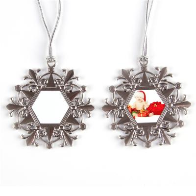 China Diy Printable Blank Metal Sublimation Christmas Hanging Snowflake Ornament Sublimation Tree Decorations for sale