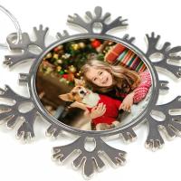 China Sublimation Blank Christmas Ornaments Metal Snowflake Christmas Custom Christmas Tree Ornaments for sale