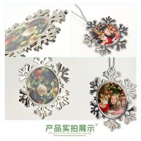 China Sublimation Blank Christmas Ornaments Metal Snowflake Christmas Custom Christmas Tree Ornaments for sale