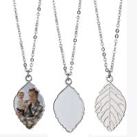 China Custom Metal Love Necklace Unique Sublimation Leaf Pendant Necklace Sublimation Jewelry for sale
