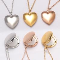 China Valentine's Day Stainless Steel Jewelry Memory Picture Love Heart Locket Pendant Sublimation Photo Locket Necklace for sale