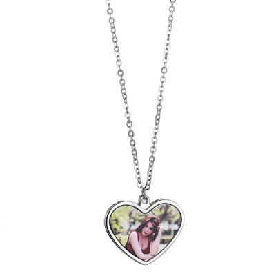 China Custom Heart Photo Necklace Sublimation Silver Heart Pendant Necklace for sale