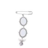 China Angel Wing Brooch Love Souvenir Sublimation Metal Brooch With Angel Wings for sale