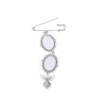 China Angel Wing Brooch Love Souvenir Sublimation Metal Brooch With Angel Wings for sale