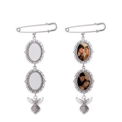 China Angel Wing Brooch Love Souvenir Sublimation Metal Brooch With Angel Wings for sale