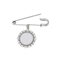 China Diy Custom Sublimation Photo Pins Brooches With Blank Round Metal Discs For Women for sale