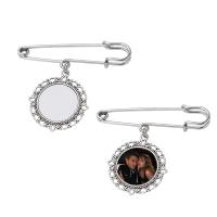 China Diy Custom Sublimation Photo Pins Brooches With Blank Round Metal Discs For Women for sale
