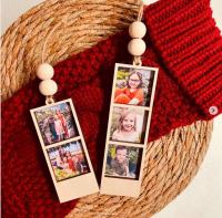 China Sublimation Custom Wood Picture Frames Car Charm DIY Family Photo Display Frame Sublimation Blank Photo Frame Hanging Gift for sale