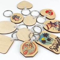 China Personalized Sublimation Wood Keychain Blank Wooden Keyring Plywood Keychain for sale