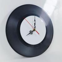 China Creative MDF 12 Inches Sublimation Vinyl Record Wall Clock Photo Frame Blanks for sale