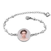 China Simple Women Sublimation Circle Metal Charm Bracelets Blanks For Home Decoration for sale
