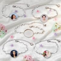 China Simple Women Sublimation Circle Metal Charm Bracelets Blanks For Home Decoration for sale