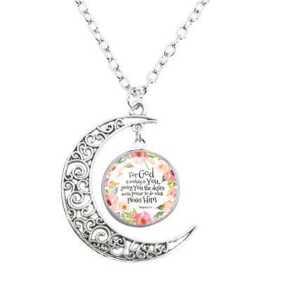 China Moon Shape Sublimation Necklace Blanks Custom Photo Necklace for sale