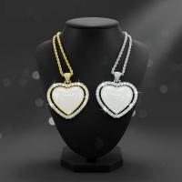 China Rotary Heart Sublimation Crystal Necklace Personalised Photo Necklace for sale