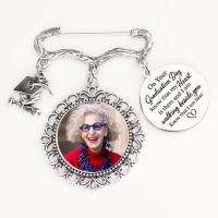 China Sublimation Blanks Graduation Photo Charm Memorial Keepsake Brooch Custom Wedding Bouquet Photo Charm for sale