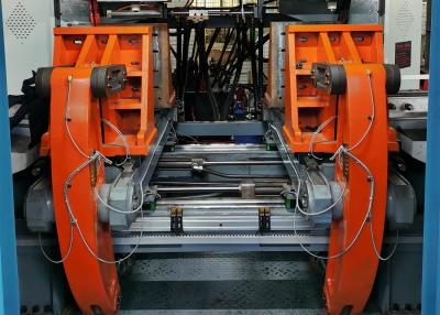 China U Type HDPE Blow Moulding Machine Motor Oil Bottle , 5L Blowing Machine For Plastic Bottle for sale