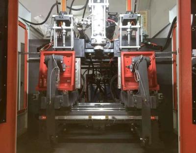 China Lubricant Oil U Series HDPE Bottle Making Machine Single Head Plastic Bottle Blow Moulding Machine for sale