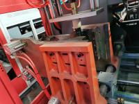 China 2 Colors Continuous Extrusion Blow Molding 1 Head , 1000bph 2l Blow Molding Machine for sale