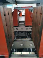China 2 Head 5L PE Jar Blow Moulding Machine  Fully Automatic Blowing for sale