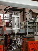 China 2 Head 5L PE Jar Blow Moulding Machine  Fully Automatic Blowing for sale