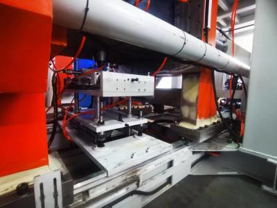 China Single Station 30l Automatic Bottle Blow Molding Machine 600 Bph Bottle Extrusion for sale