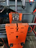 China Lubricant Bottle PP Blow Moulding Machine 3 Head EVA Double Station for sale