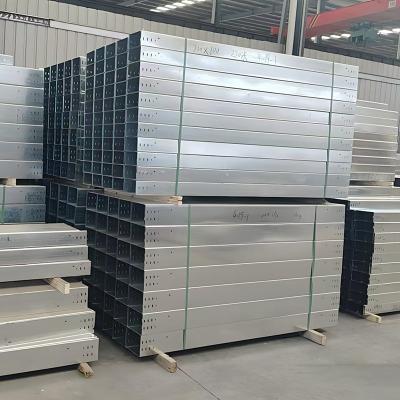China Customized Height Suspended Cable Tray For Ventilation And Air Circulation In Rectangular Shape for sale