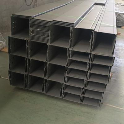 China Rectangle Flame Retardant Cable Metal Tray Medium Duty Load Capacity For Your Requirements for sale