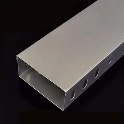 China UL Listed and CSA Certified Wall-Mounted Cable Tray with 0.8-2.2mm Thickness for Durable Cable Management for sale