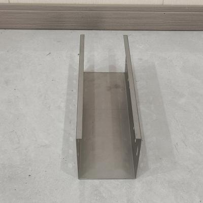 China Stainless Steel Trough Tray Bridge Engineering Construction Factory, Airport Flame-Retardant Cable Tray for sale