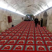 China Custom Hand Tufted Cut Pile Carpet for Mosque Hotel 100% Acrylic 10mm Backing Cotton Cloth for sale