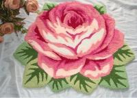 China 4.5lb Customized Pink Flower Shaped Acrylic Rug for Kids Room and Adults Prayer Space for sale