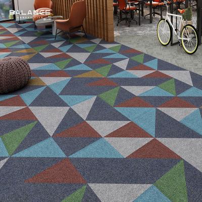 China 100% Nylon Commercial Office Carpet Tiles 50x50 Modular Decoration Modern Design for sale