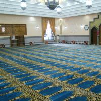 China Custom Mosque Carpet For Living Room Design Masjid Prayer Carpet With Non-Slip Backing for sale