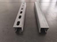 China 41x41 Pre Galvanized Reinforced C Strut Unistrut Channels Square Corner Seismic Bracket for sale