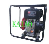 China Single Cylinder Vertical High Pressure Water Pump Bilobed Wheel Design for sale