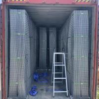 China Hardware Cloth Iron Galvanised Weld Mesh Fence Panels Rectangle Hole 4mm for sale