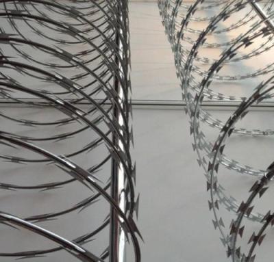 China Galvanized Stainless Steel Concertina Barbed Wire Bto-22 Bto-60 Cbt-65 Fencing Fence Wire Concertina Razor Wire for sale