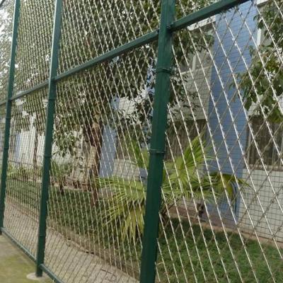 China Hot Dipped Galvanized 40-60G/M2 Concertina Razor Wire Bto22 Welded For Prison Border for sale