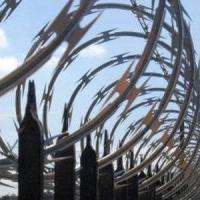 China Galvanized Barbed Concertina Razor Wire Security Guard CBT-60 for sale