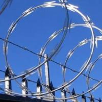 China Galvanized PVC Concertina Razor Wire Stainless Steel Barbed Bto-22 Bto-60 Cbt-65 For Fencing for sale