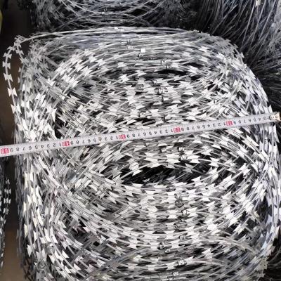 China Hot Dip Galvanized Barbed Wire Concertina Coil Bto-22 / Cbt-65 for sale